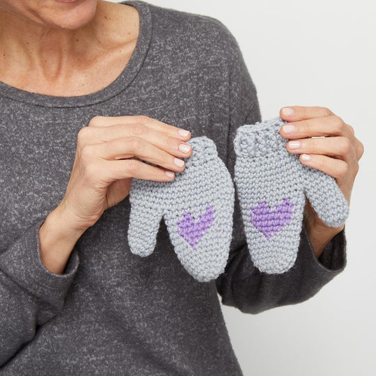 Heart Mittens Crochet Pattern – Crafting Superpowers